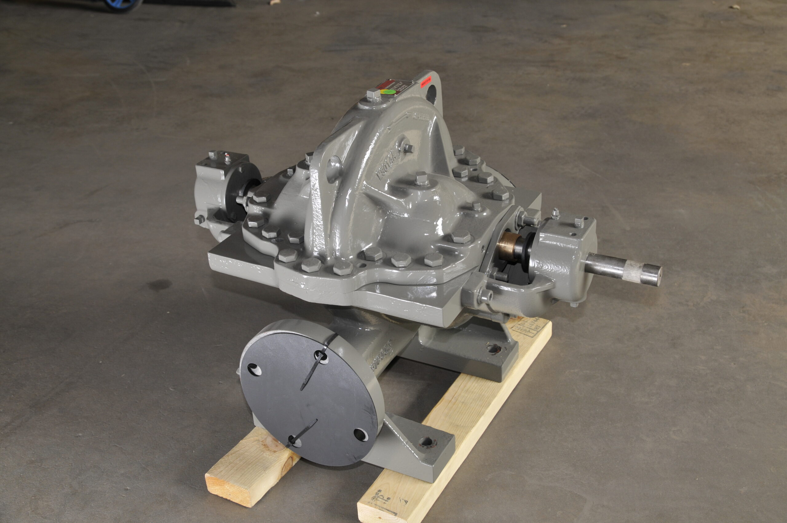 Worthington split-case pumps Thelco